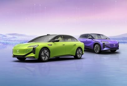 “E”馬當先，紅旗 E001 與 E202 引潮出動-新華網