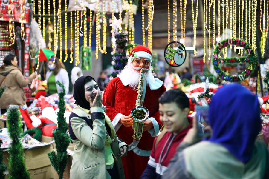 Khám phá christmas decorations in egypt để tạo không khí lễ hội đầy phong cách