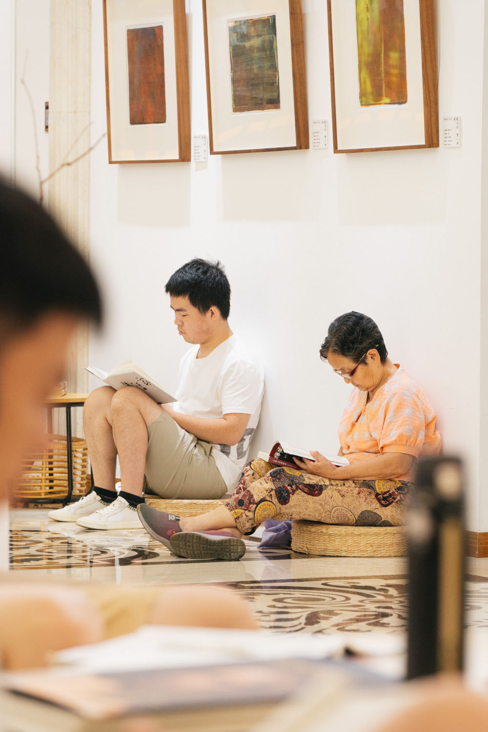 爱读书日常瞬间 新华网客户端