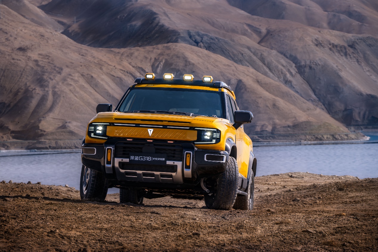 深蓝G318无忧穿越版15.29万元起-新华网