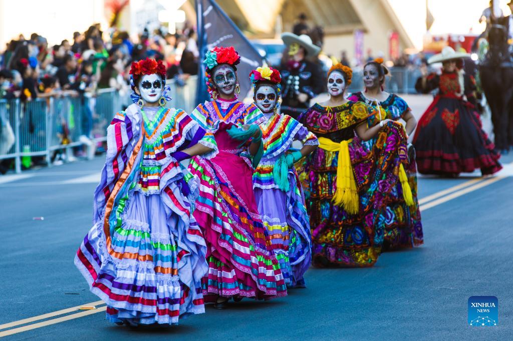 Dia de los Muertos parade held in Texas, U.S. - Xinhua