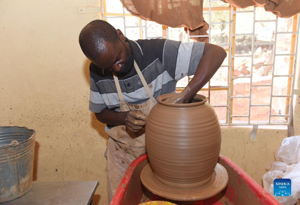 Feature: A potter in Botswana turns traditional pottery into thriving ...