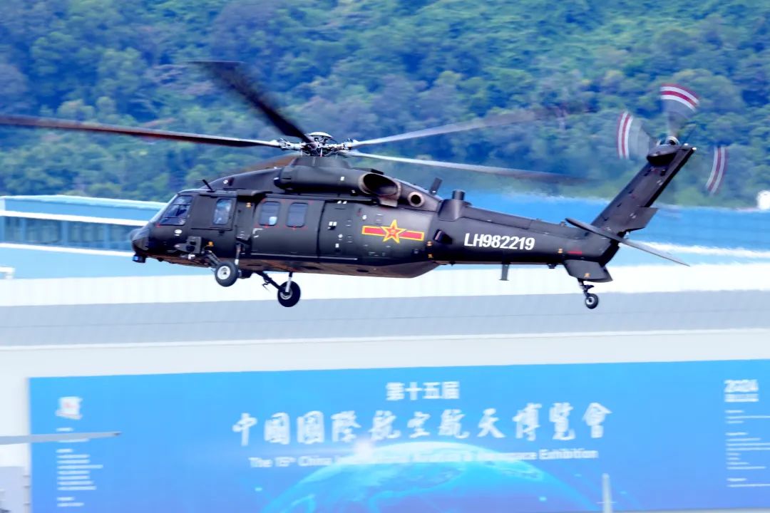 歼20S、歼35A、歼15T、“昊龙”货运航天飞机等多型空天装备将集中亮相中国航展-新华网