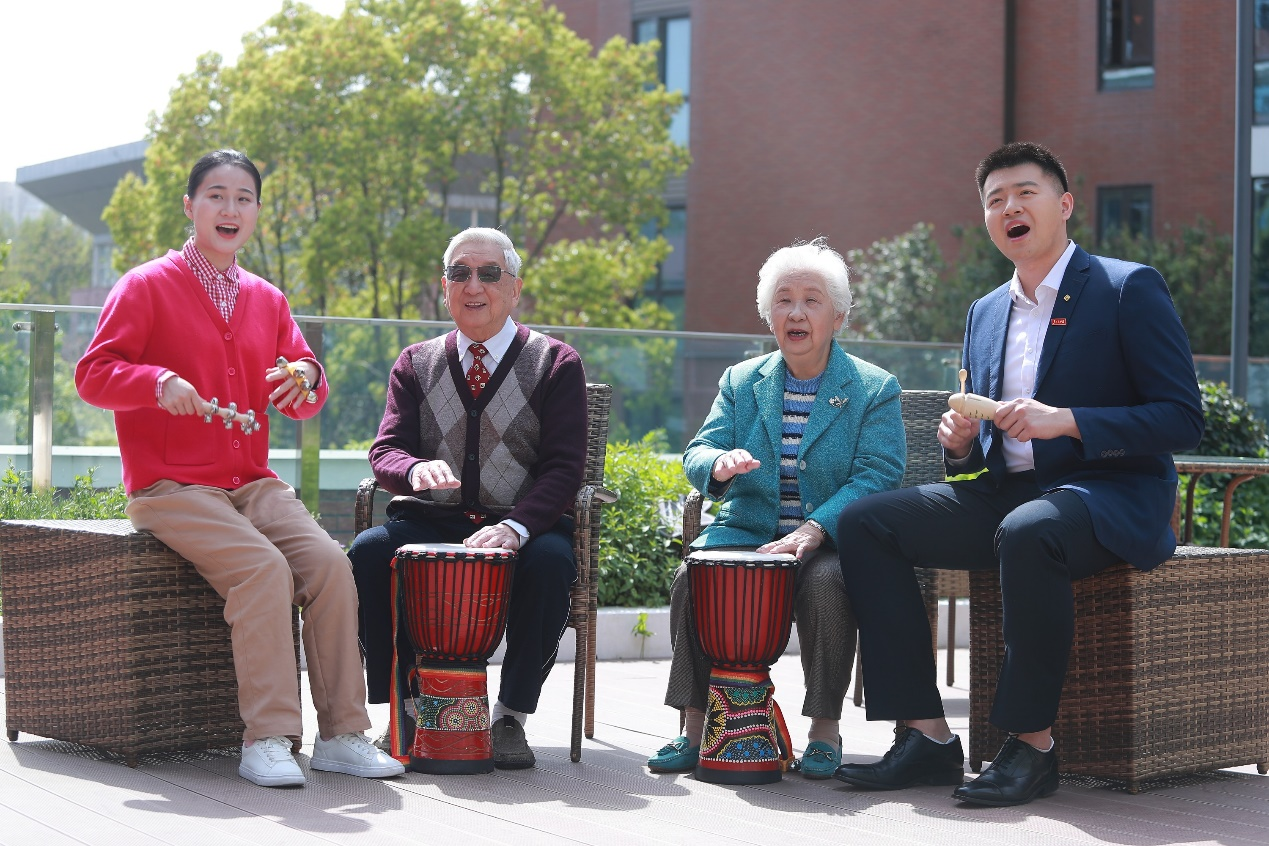 年輕的朋友泰康再相會：走出40年 歸來依然是少年-新華網