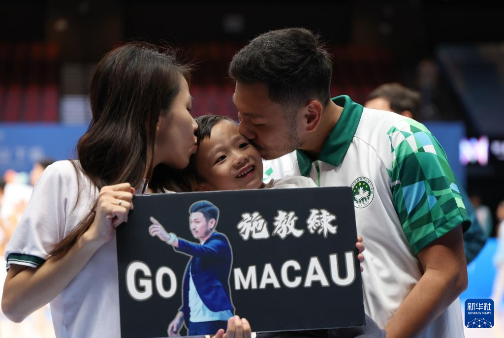 全运会｜篮球——男子18岁以下组小组赛：北京胜澳门_第十五届全国运动会_新华网